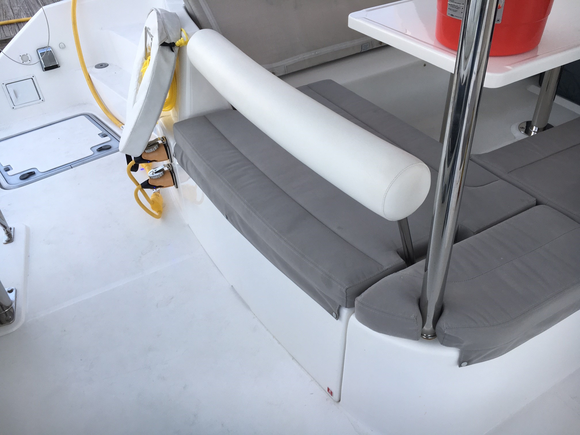 Life Raft Location - Low Flite